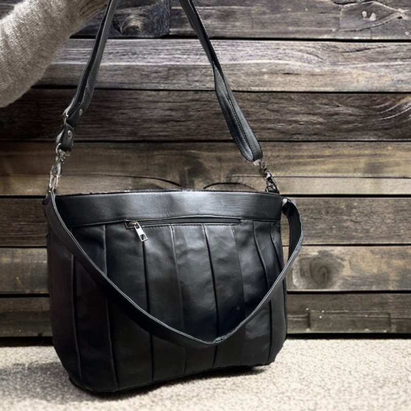 Dametasker læder | Køb tasker til kvinder hos Freja Skind