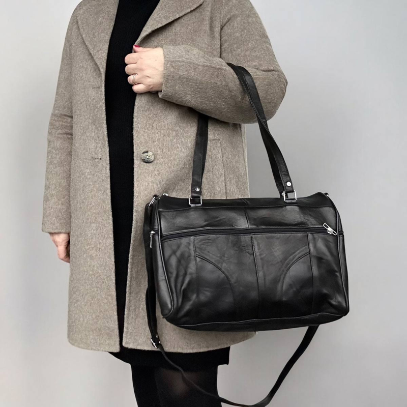 Lenette skuldertaske - Rummelig model - Sort skind